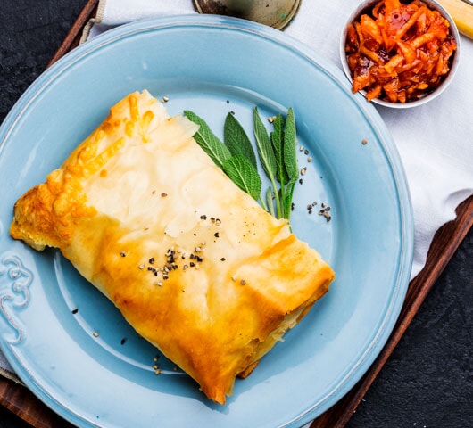 Creamy Chicken & Camembert Filo Pastry – Super Butcher
